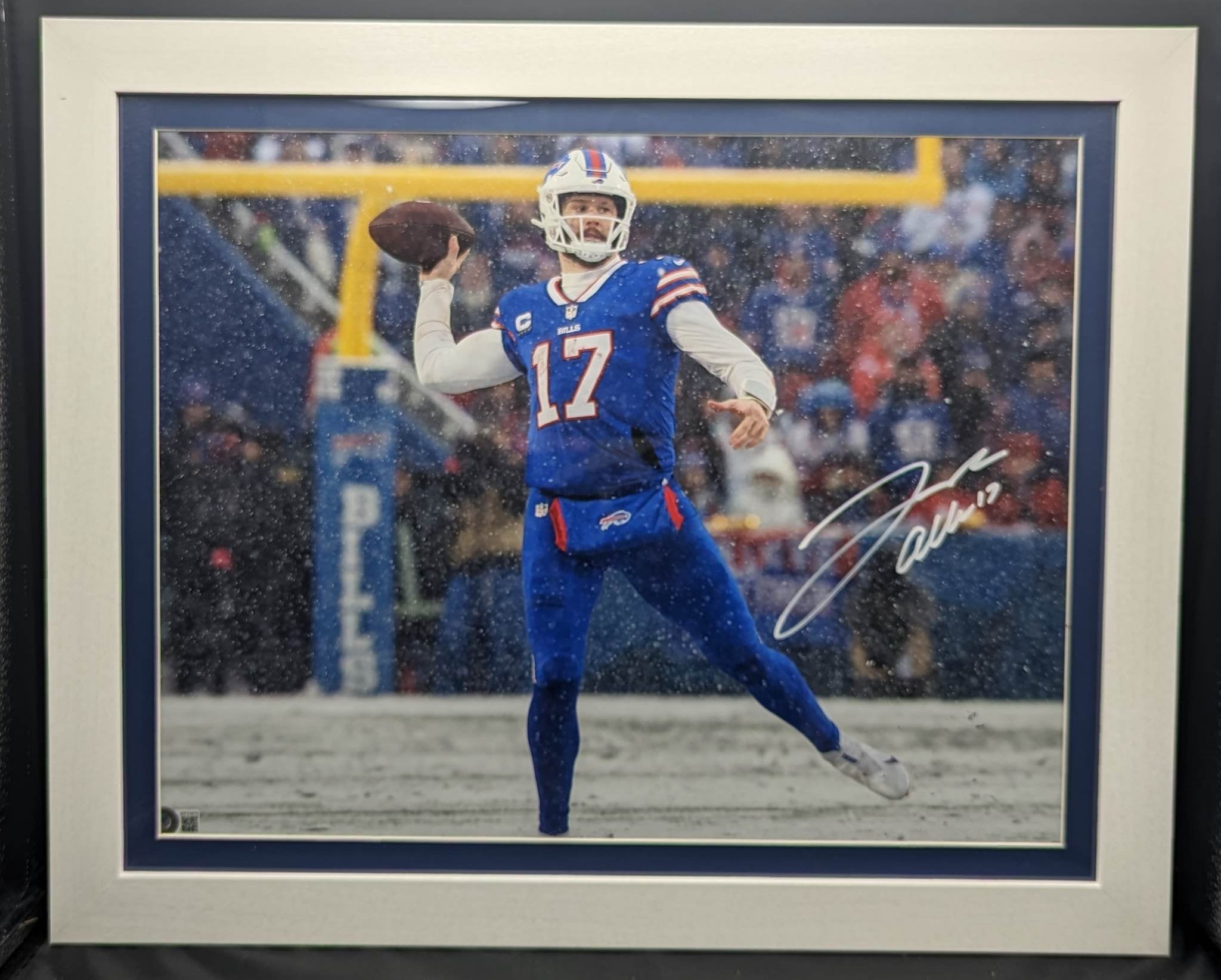 Josh Allen signed 16x20. Beckett certified. Buffalo Bills | Autographs Plus